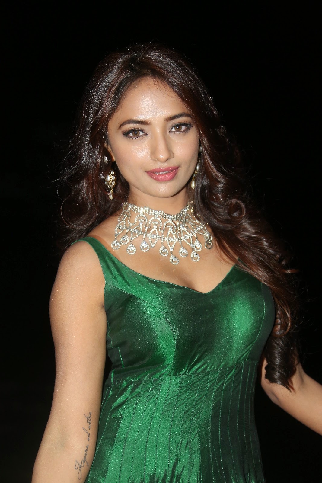 Jiya New Photoshoot Stills - Latest Movie Updates, Movie Promotions ...