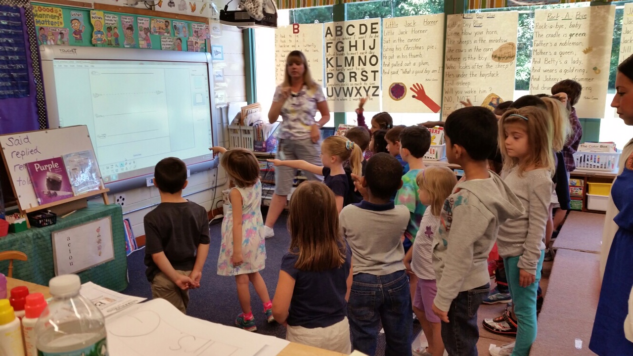 Pine Glen Room 101: Sky Writing!