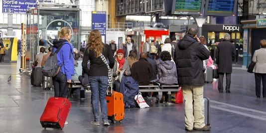blog pédagogique de FLE (Français Langue Étrangère): À la gare