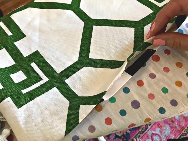 DIY REVERSIBLE TABLE RUNNER TUTORIAL | Dimples and Tangles