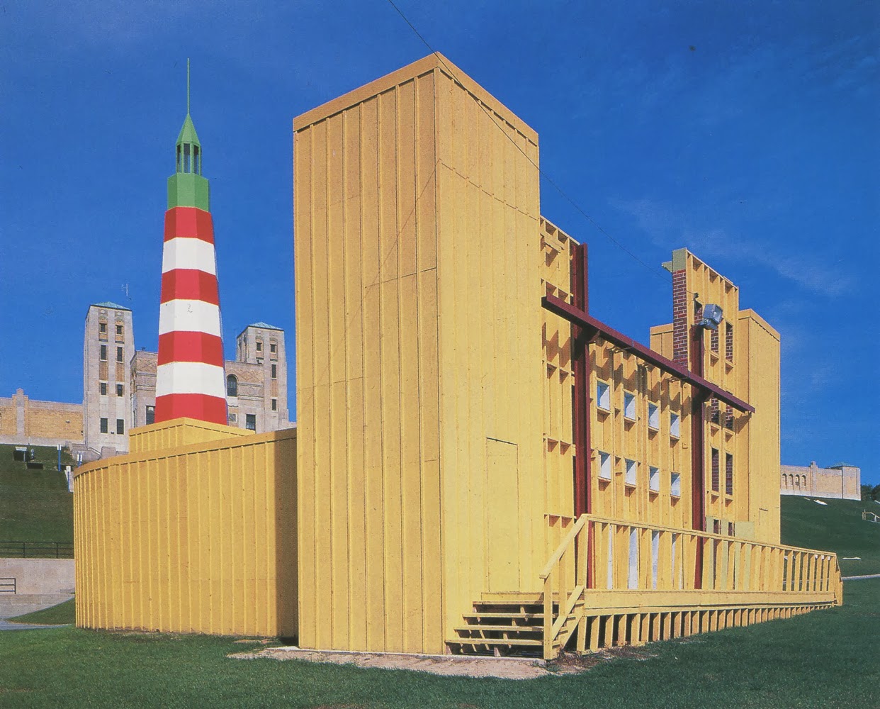Paradise Backyard: Aldo Rossi