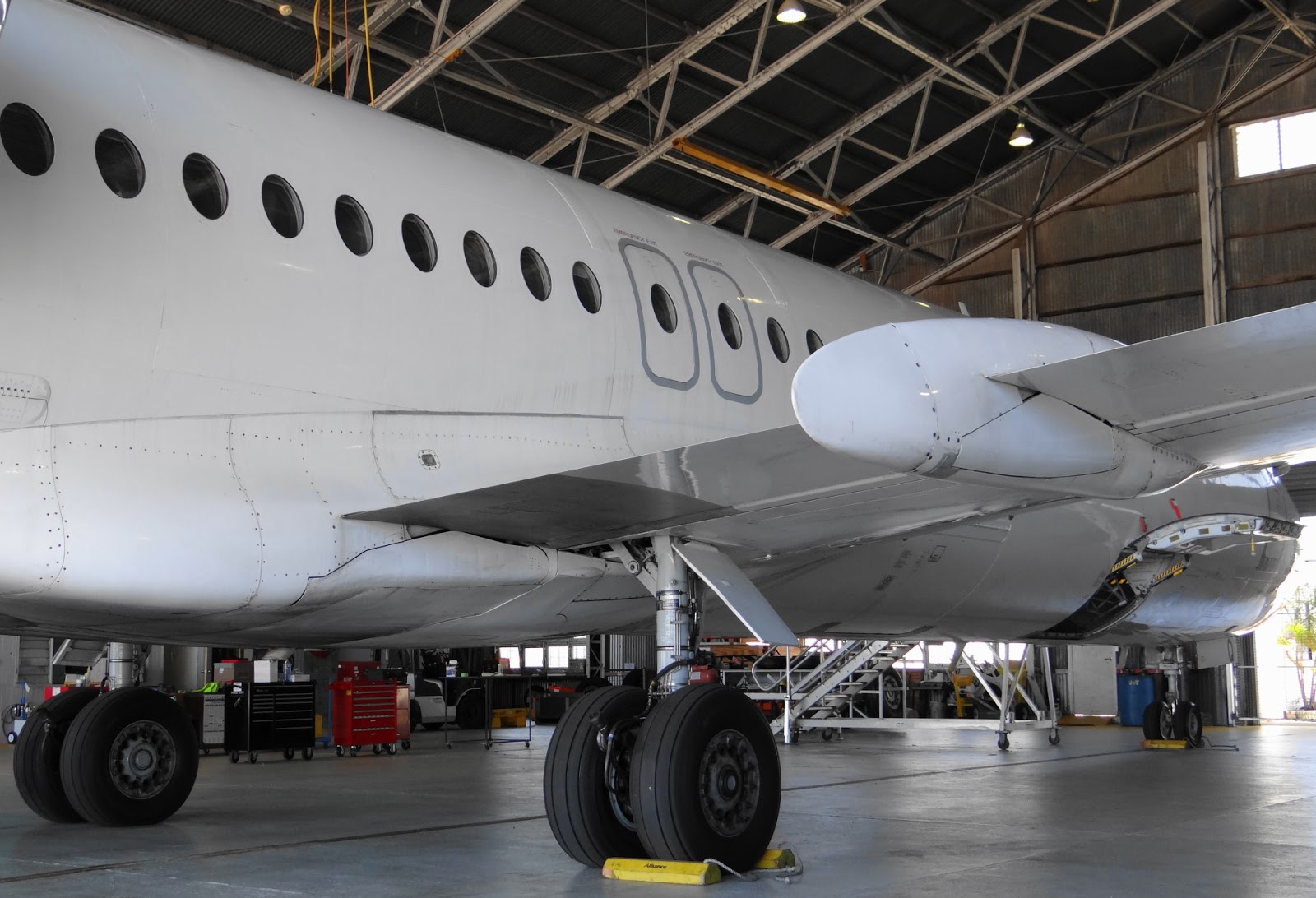 Air Queensland.blogspot: Alliance Airlines Fokker 100 VH-XWQ