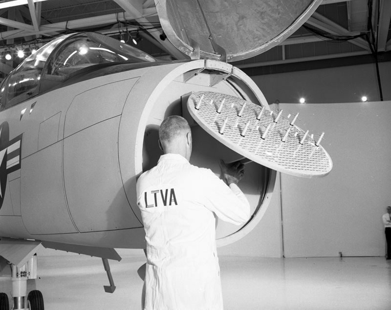 Voughtworks: V-507 The F-14 That Wasn't Part Three