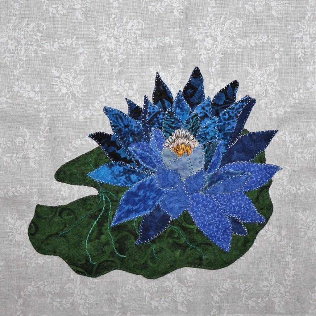 Sarah Lynn's Quilting: Blue Lotus Block