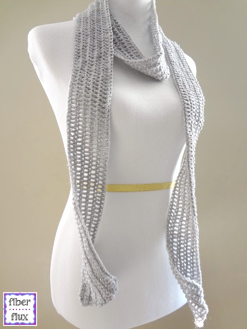 Fiber Flux: Free Crochet Pattern...Silver Dollar Skinny Scarf!