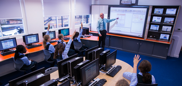 Lycée Secondaire El Mourouj 1: Why do we pupils like an ICT classroom