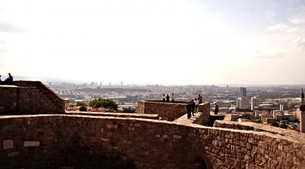 UNIVERSAL DESIGN PRINCIPLES and CONTRADICT EXAMPLES FROM ANKARA: LOW ...