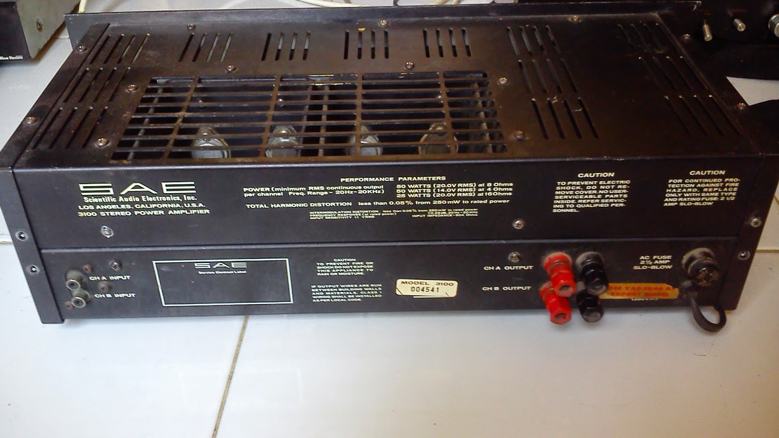 FIGOAUDIO GALERI AUDIO VIDEO: Power Amplifier SAE 3100