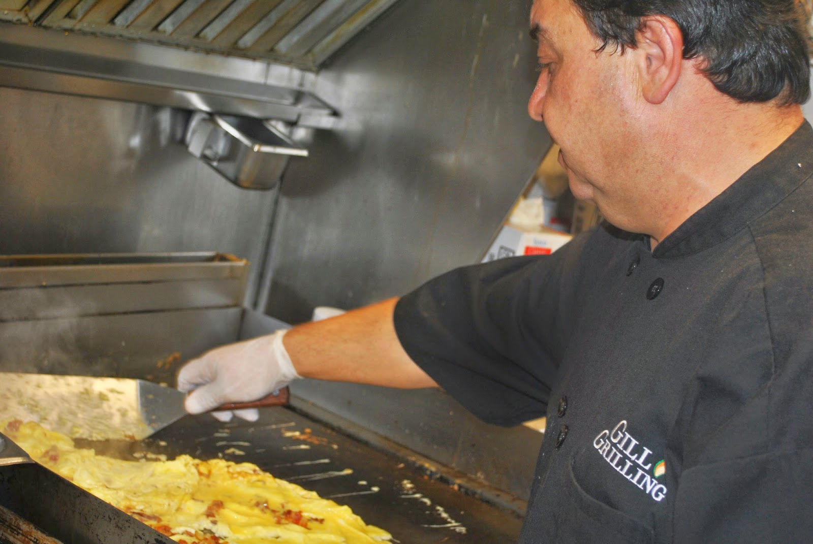 Intro to Multimedia Reporting: Moe Halabi, Fraternity Chef