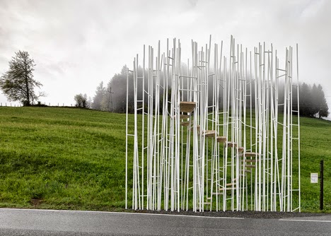 Halte Bus oleh Sou Fujimoto dan Wang Shu yang mengguncang desa Austria