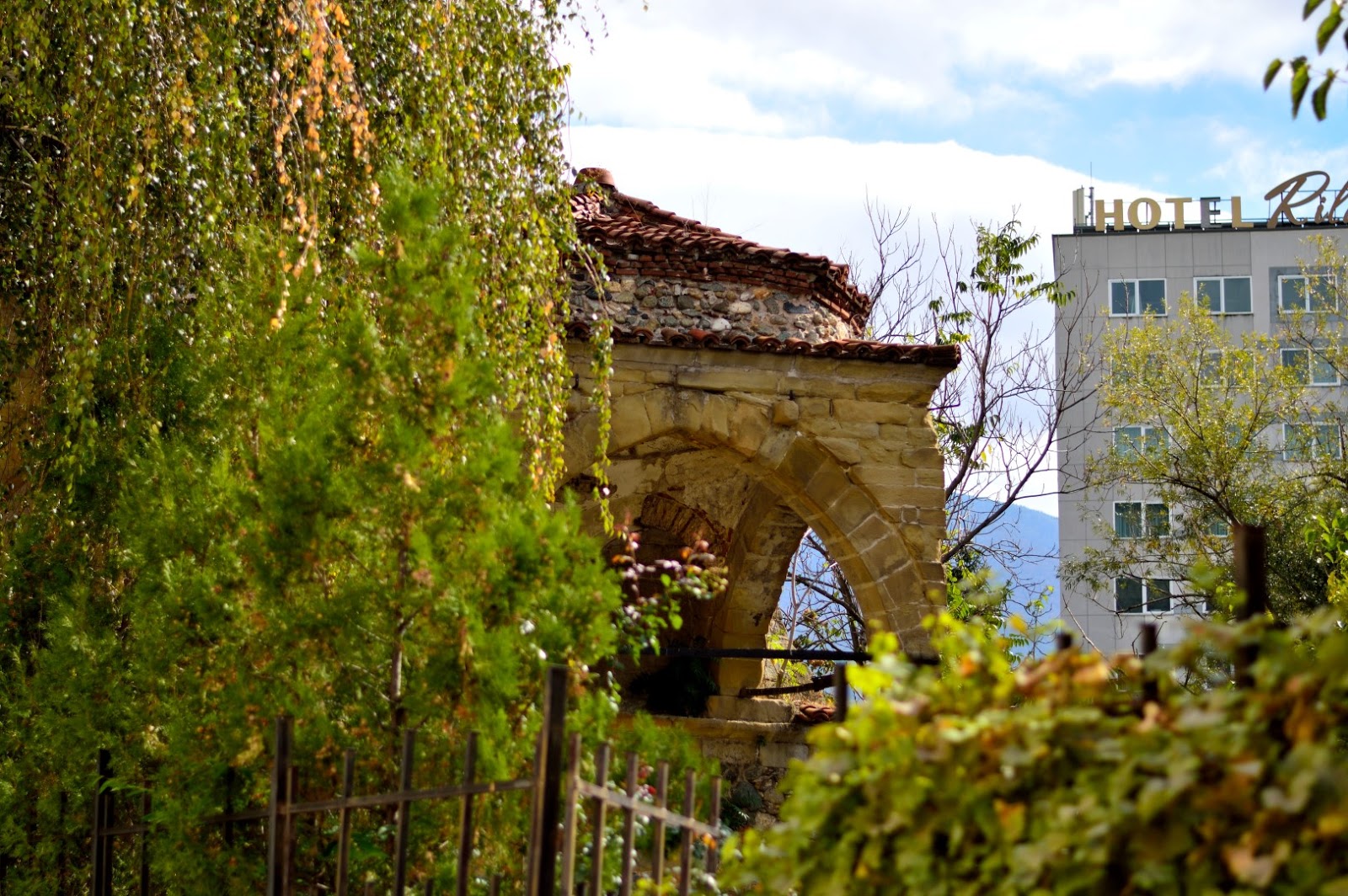 Скритото очарование на Дупница