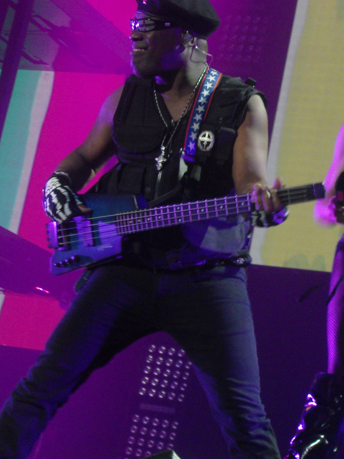 Gaga Skeleton Way: Equipo del Born This Way Bal