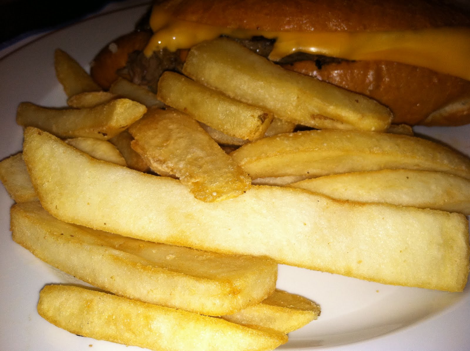 French Fry Diary: French Fry Diary 268: Disney Dream Room Service