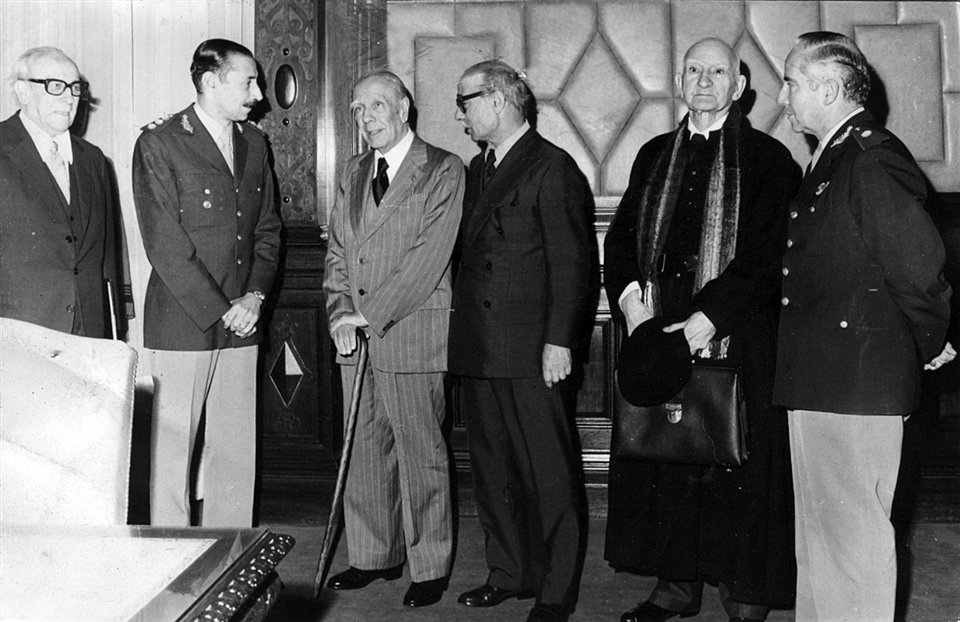 10 CURIOSIDADES SOBRE JORGE LUIS BORGES