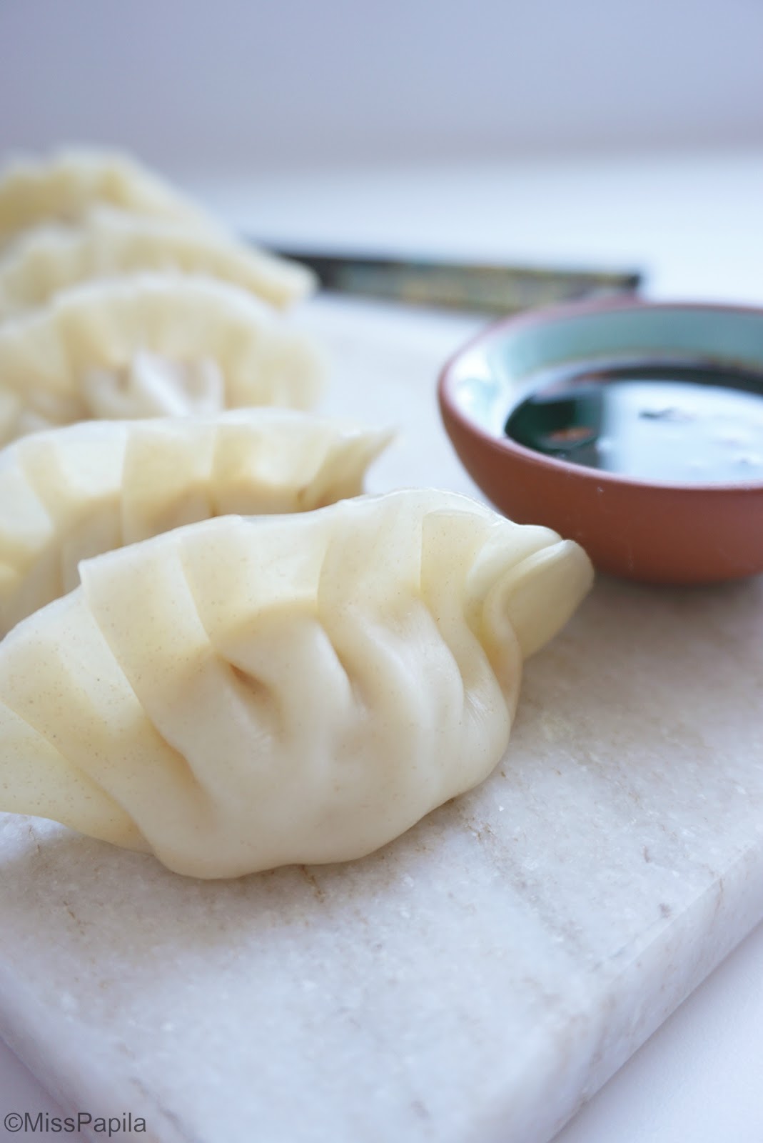 Miss Papila: Complètement accro aux dumplings...