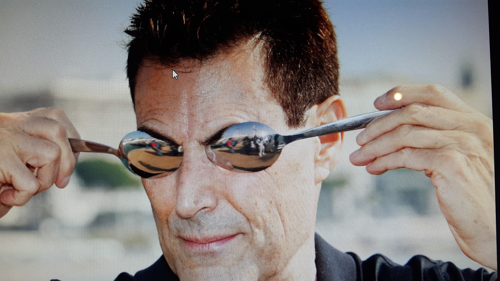 Evans is a place on Earth: The psychic caravan rolls into Greenwich.