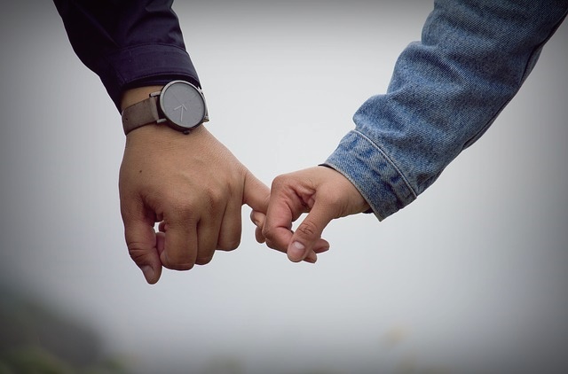 POESÍA Resplandor del oro amanerado | Aleqs Garrigóz