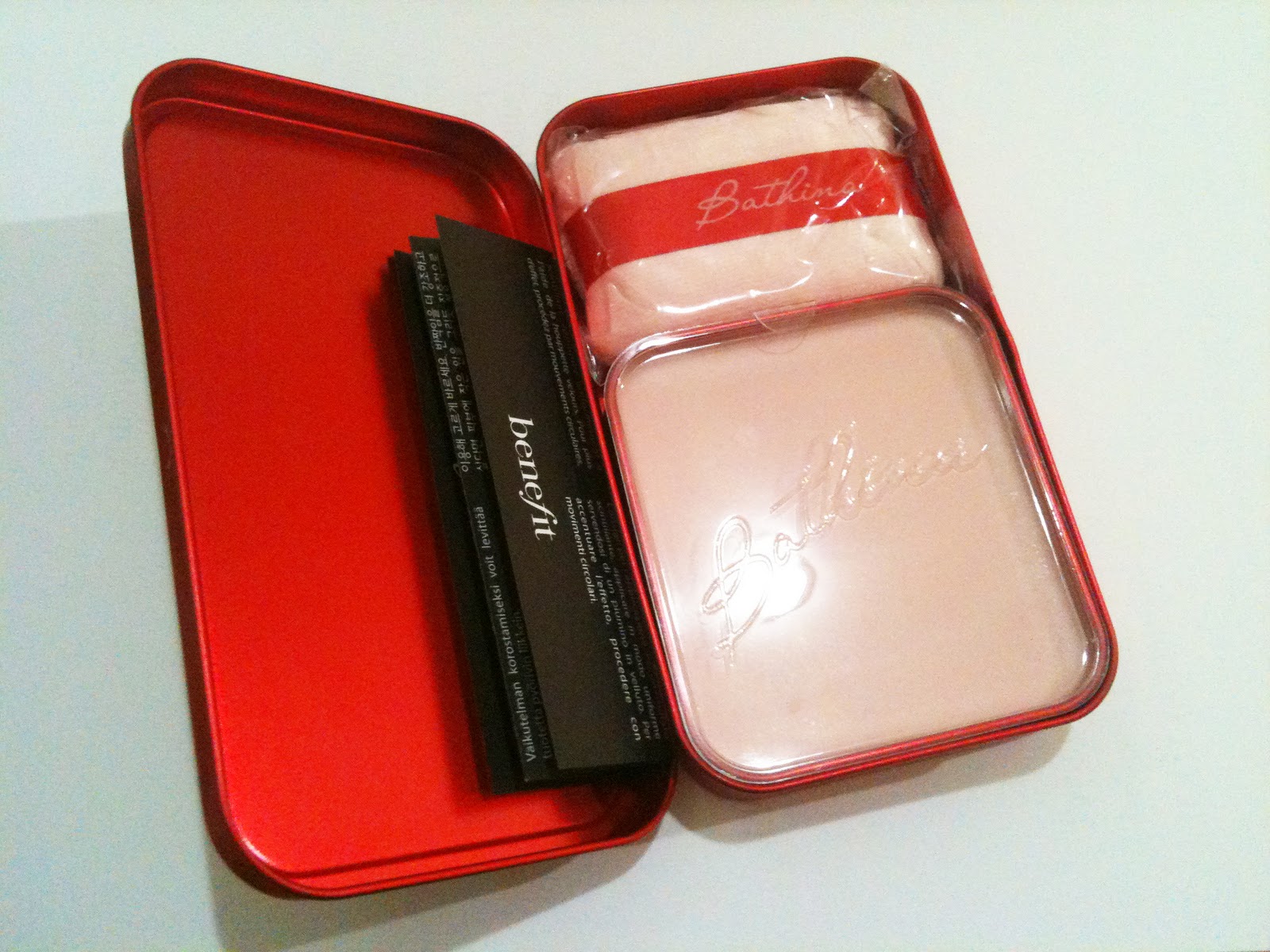 Lovesueching: Benefit's Bathina ของขวัญวันวาเลนไทน์ ♥
