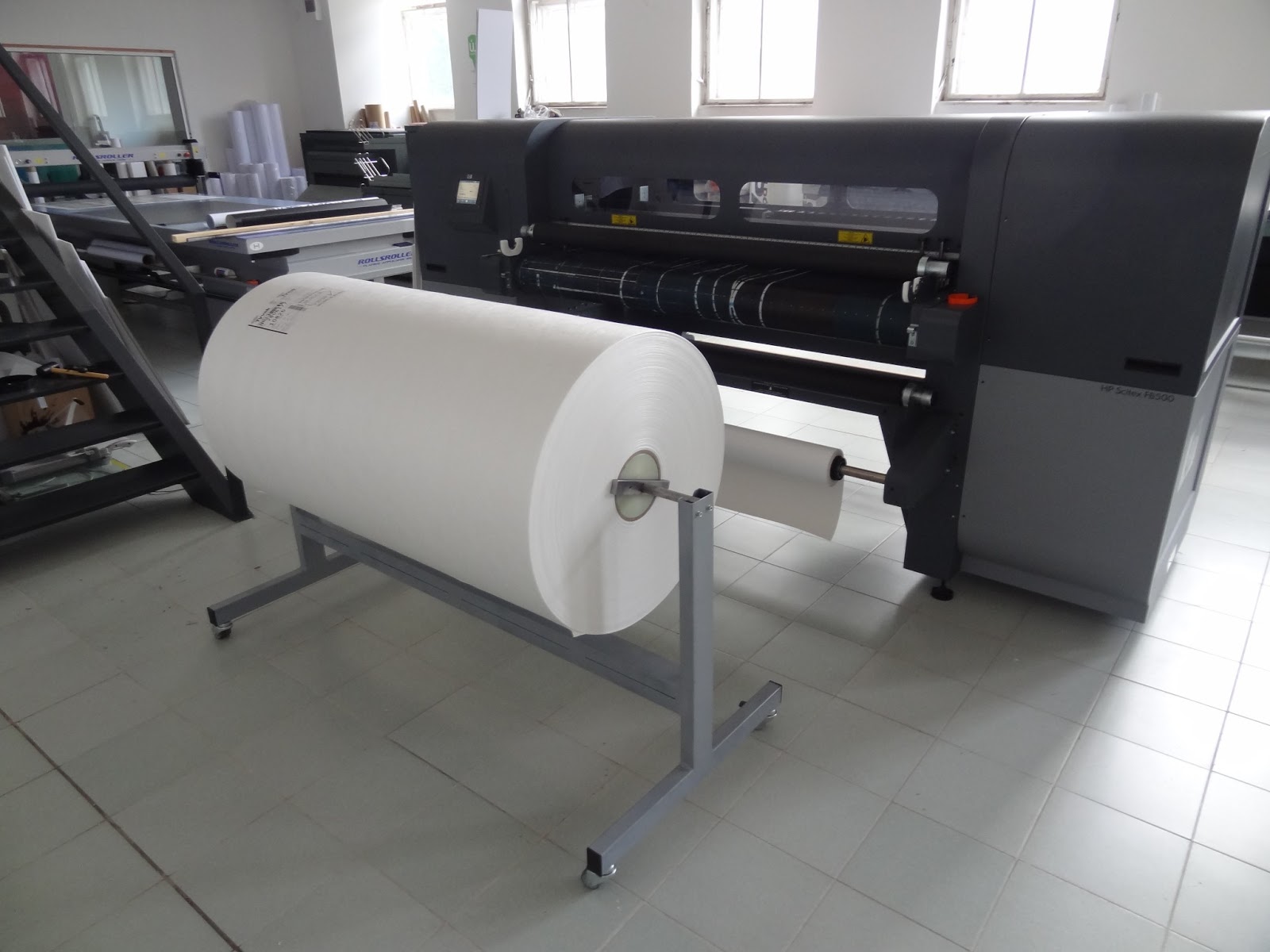 PAPERFOX - cutting, punching, folding: Paper Roll Holder