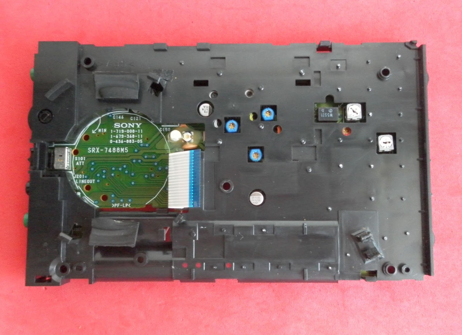 Sony ICF-SW7600GR Multi Band World Receiver Radio: Who cares about DX ...