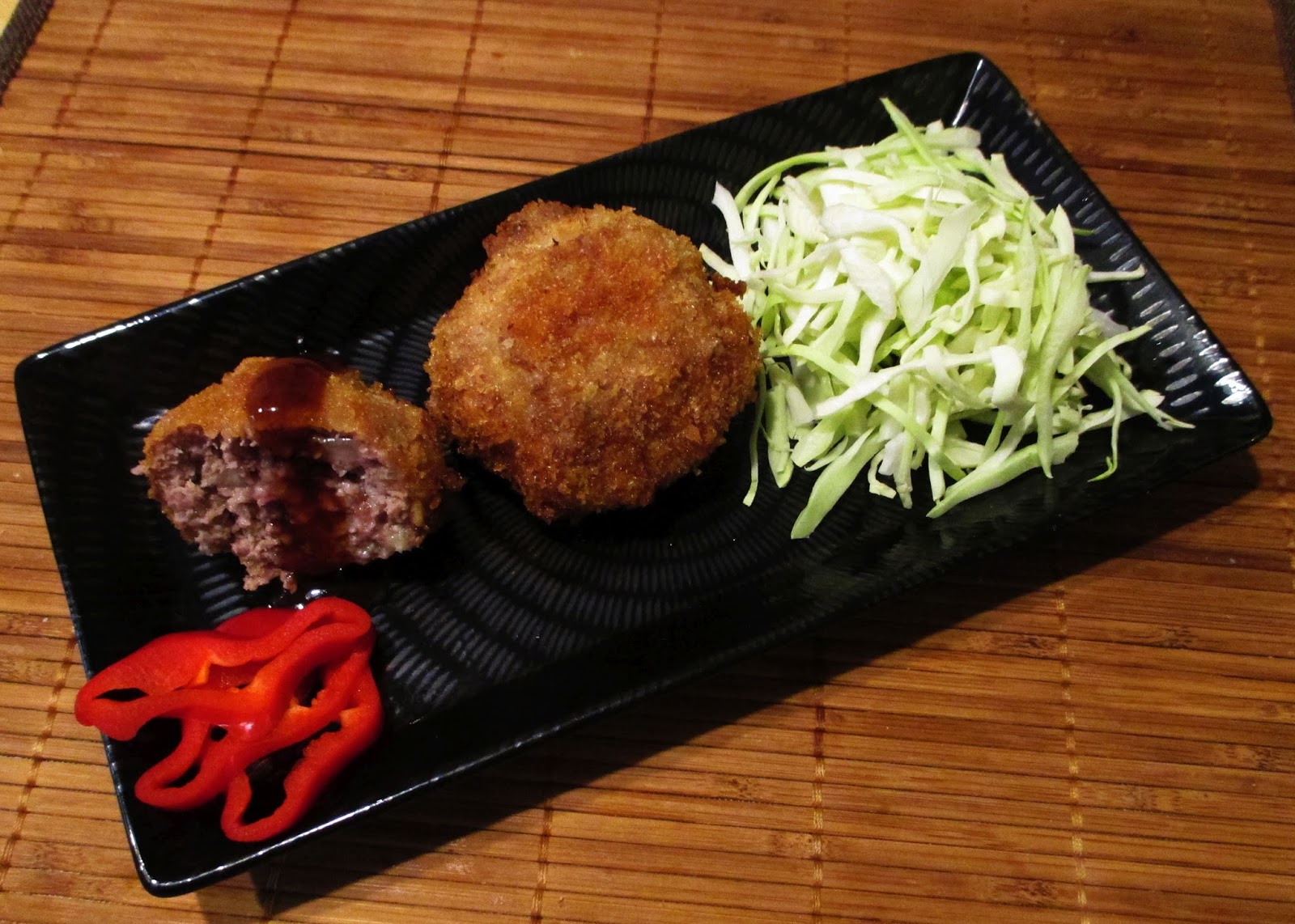 Otaku Family: Menchi Katsu