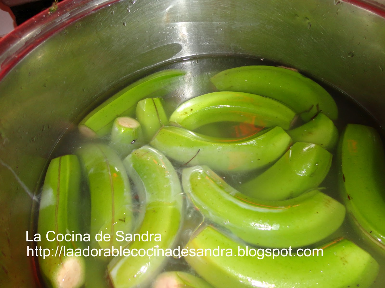 La Cocina de Sandra: Escabeche de Guineos Con Mollejas