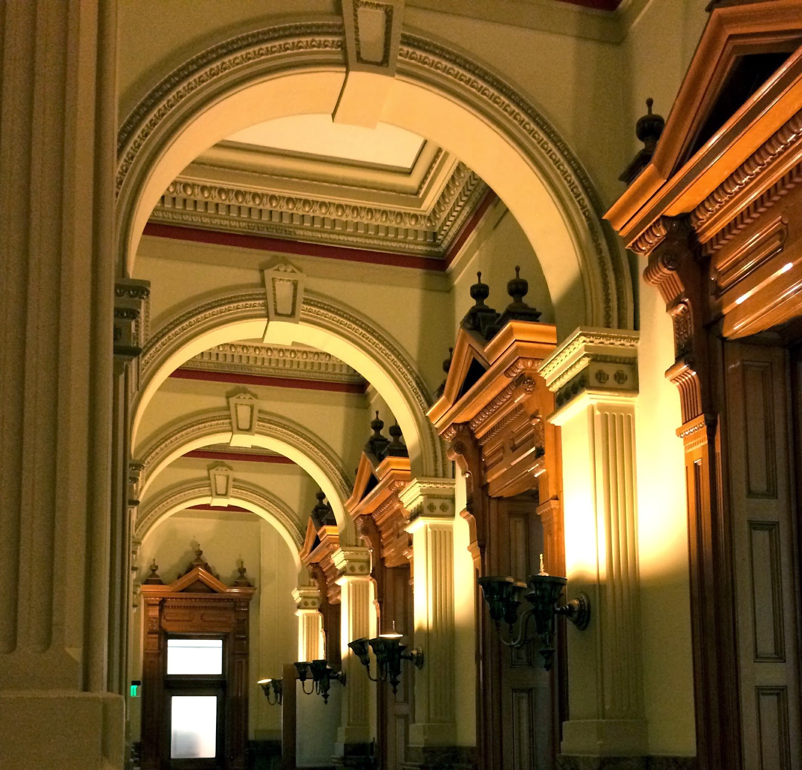 A Capital Design - The Road Junkies