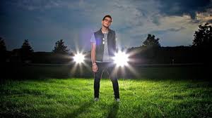 Youtube idol: Against The Current