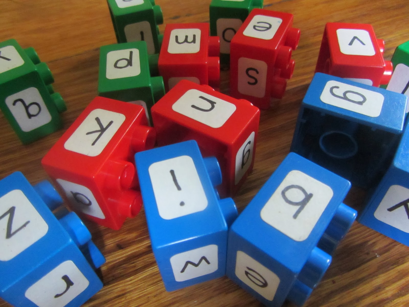 The Unlikely Homeschool: DIY Phonics Manipulatives with Duplo® Blocks