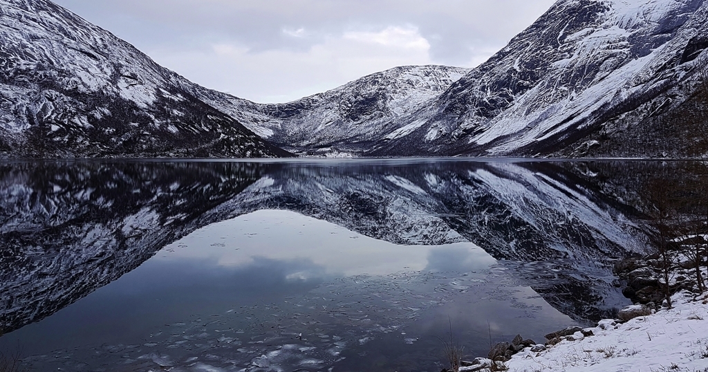 Nordis's NaturFoto: Fjord og fjell 2 / Stetind, Stefjorden