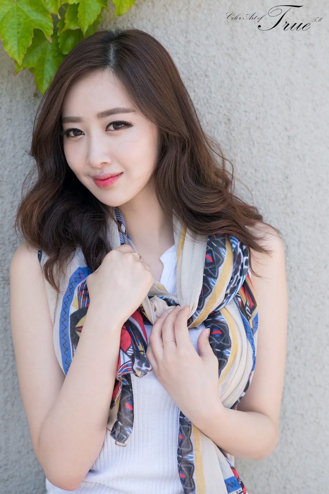 FinlandCar.com: Shin Hae Ri In Green