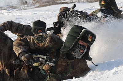 Photos of the day : Chinese soldiers are in basic winter training in ...