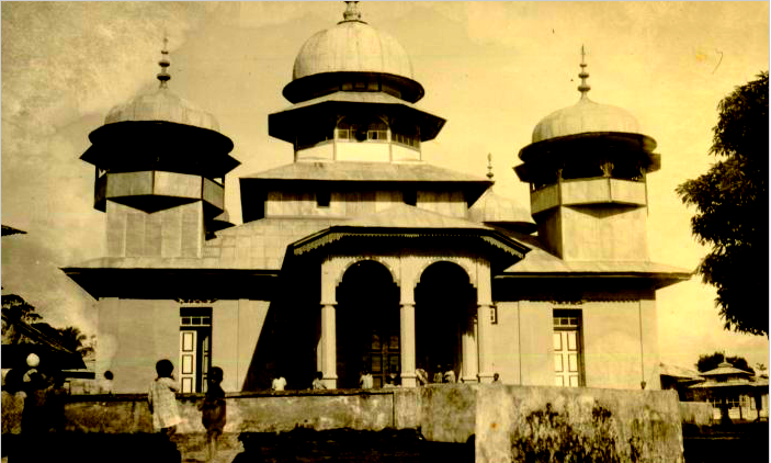 Tapanuli Selatan Dalam Angka: Laskar ‘Pelangi’ Sipirok, Letnan Sahala ...