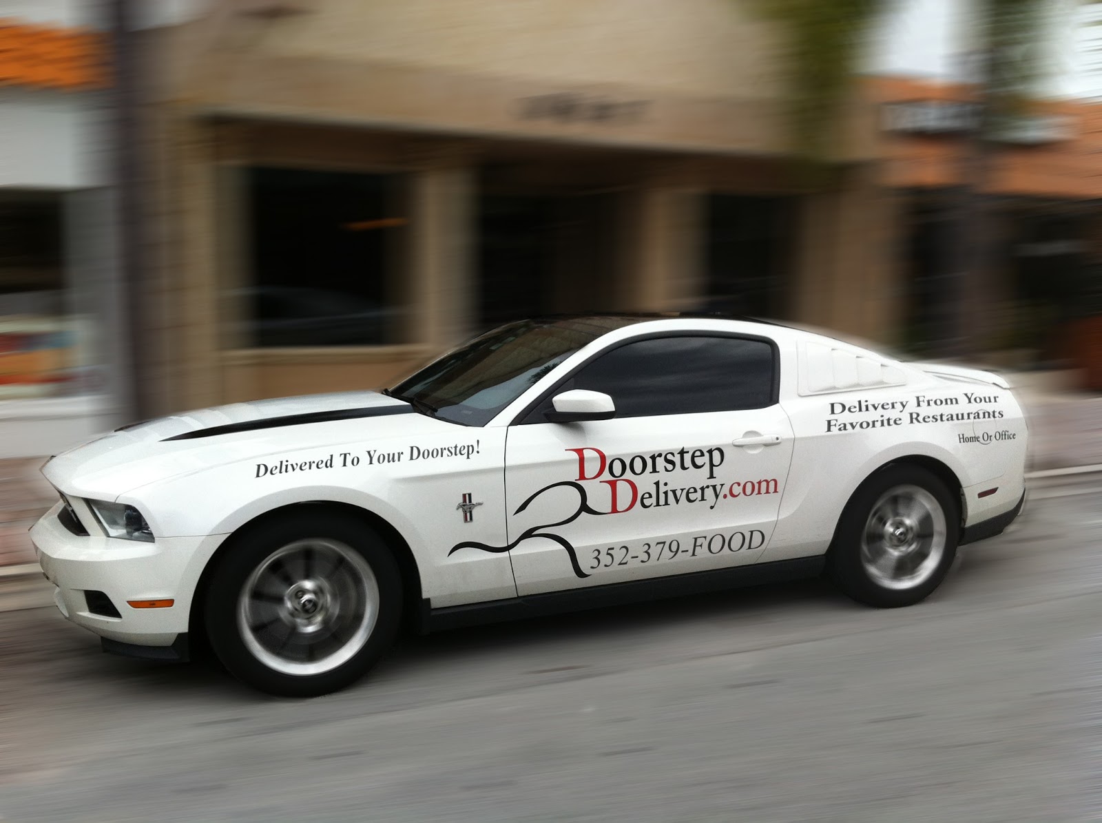 Eric Layton: Doorstep Delivery Ford Mustang