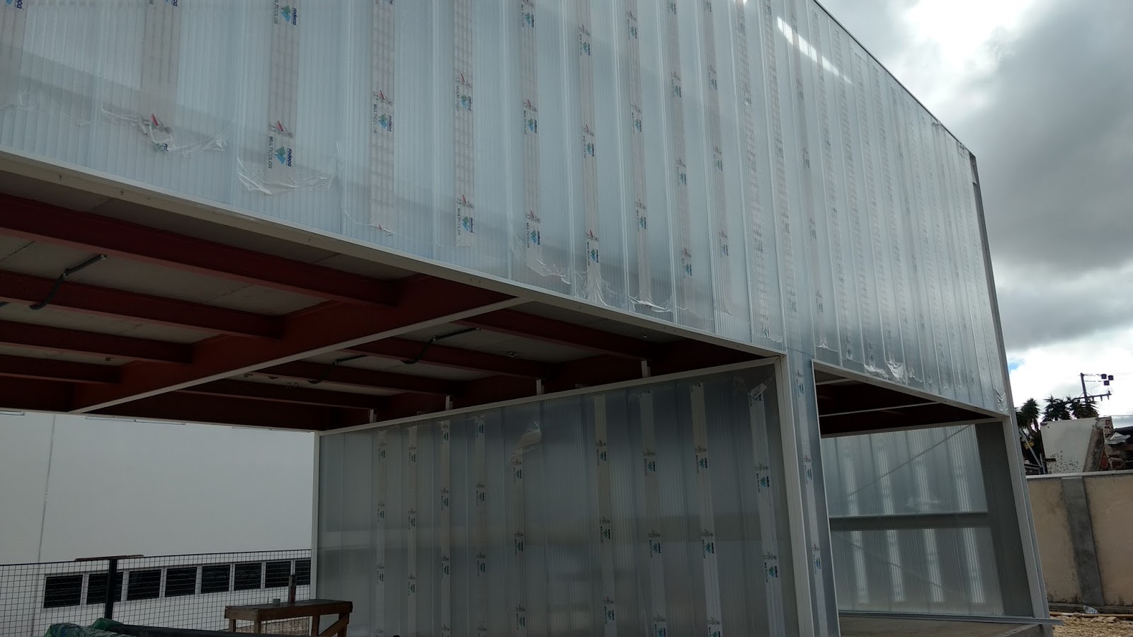 Policarbonato - Polysolution: Parede de Policarbonato 40 mm ...