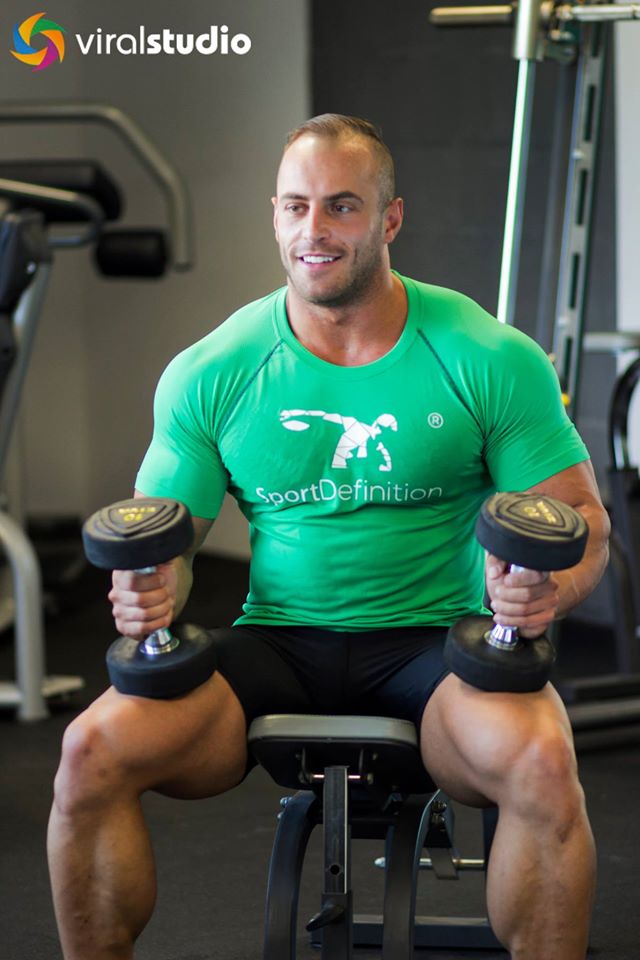 Muscle Lover: Polish muscle hunk Krzysztof Piekarz