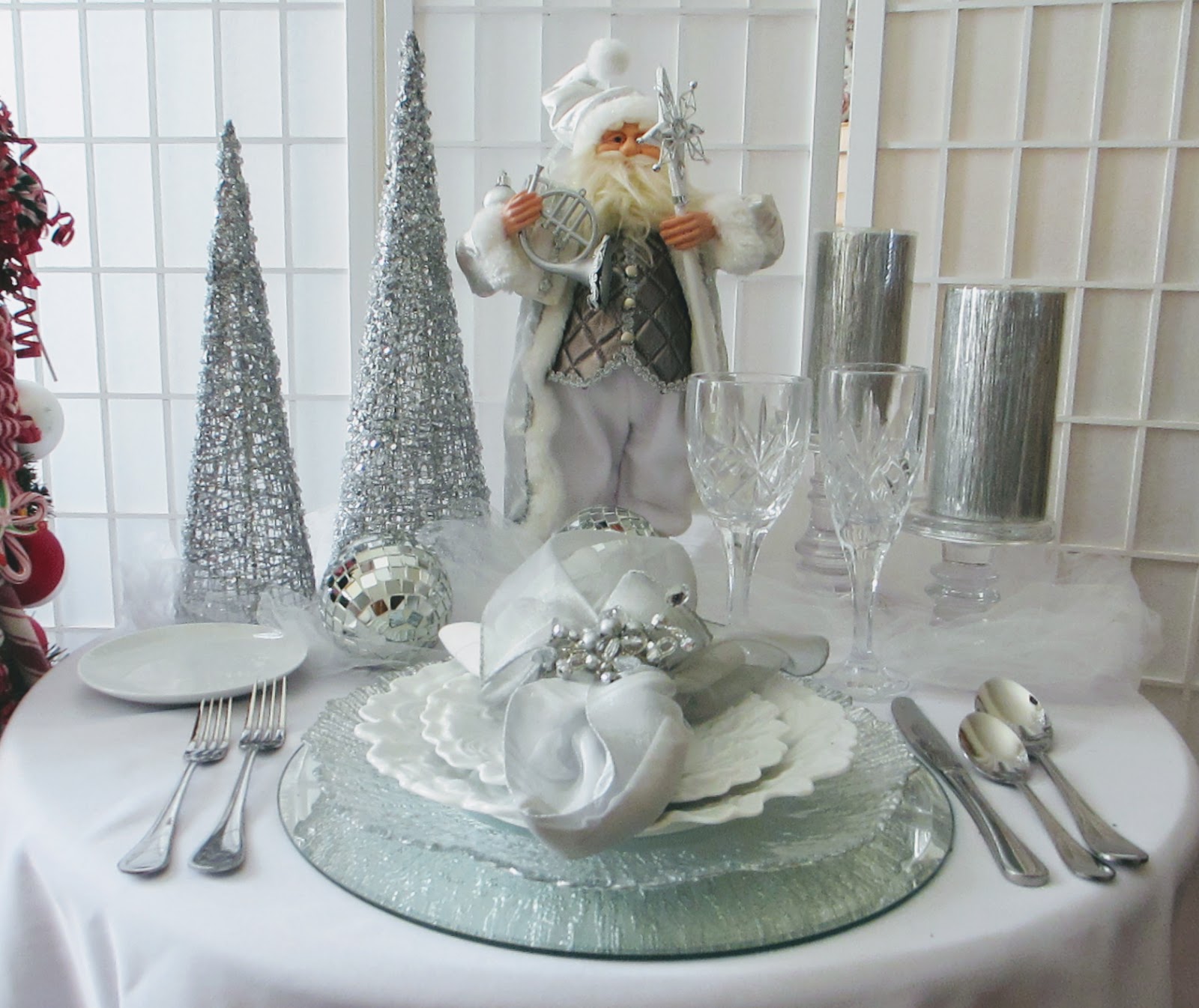 Table for One: Silver and White Santa with White Embossed Leaf Plates