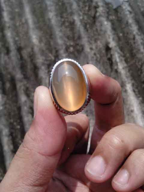 Batu Akik Anggur Pacitan Cat Eye Termahal - Jenis Batu Mulia