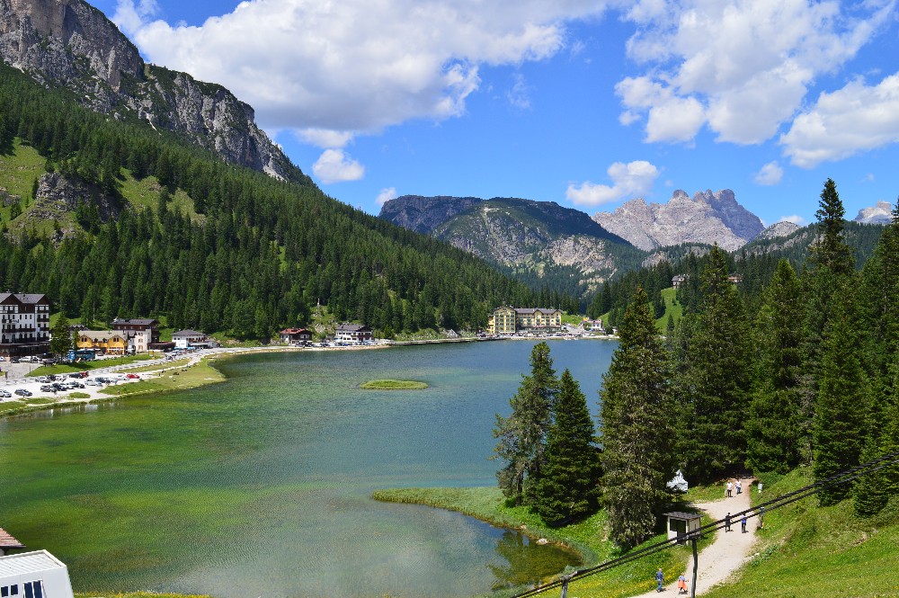 Lago di Misurina: la leggenda di un lago incantato - Montagna di Viaggi