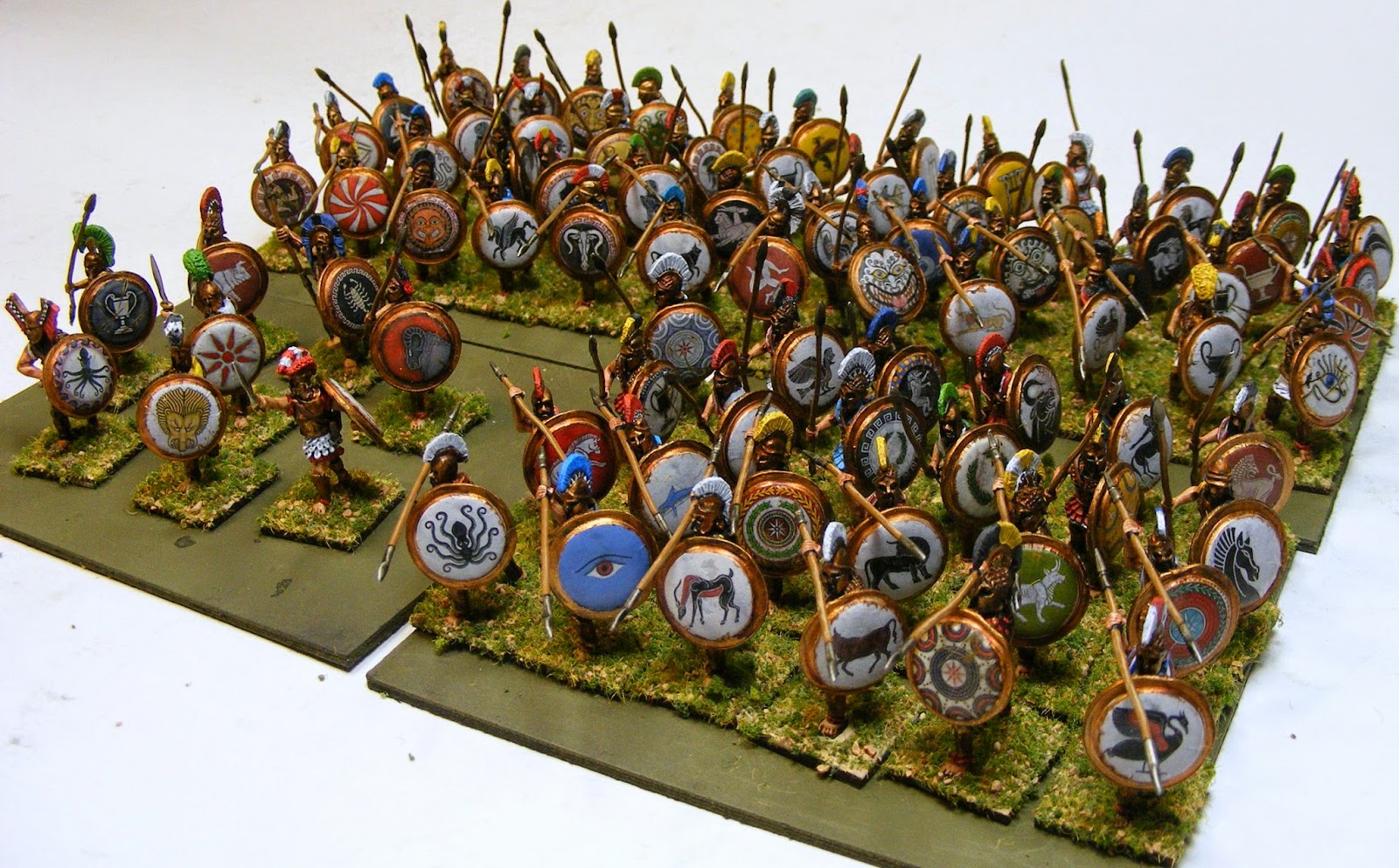 Evil Bob's Miniature Painting: 28mm Greek Hoplites
