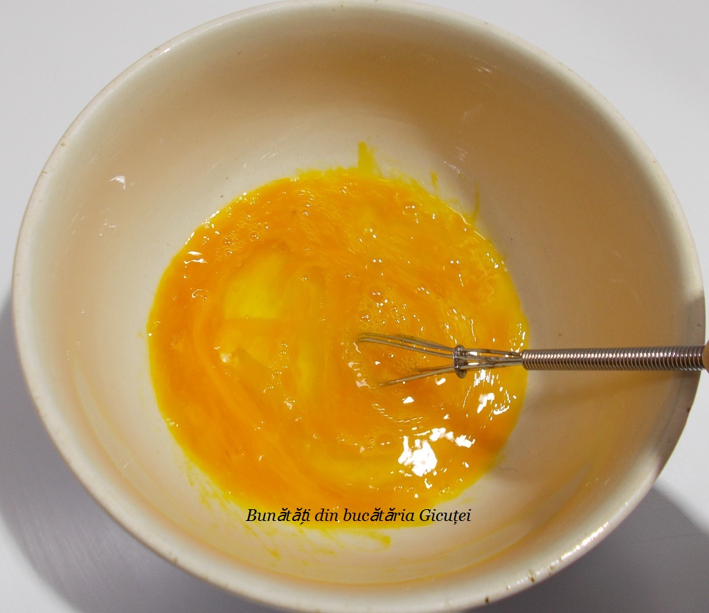 Galuste pufoase din gris - reteta rapida - Bunătăți din bucătăria Gicuței