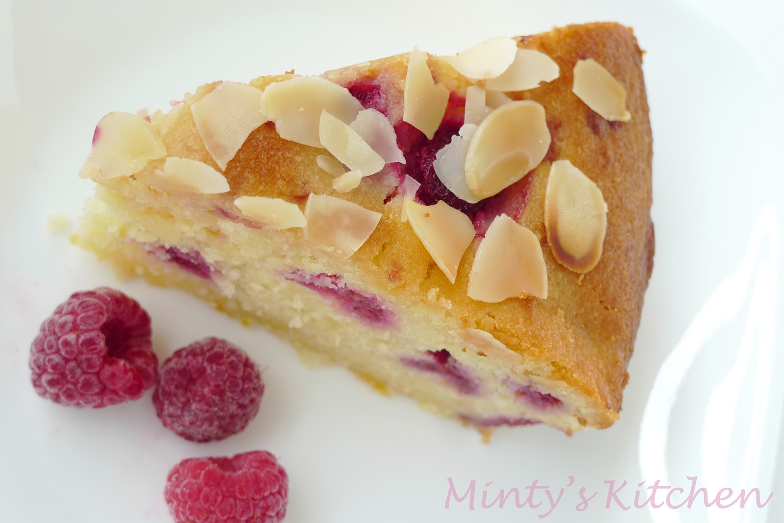 Minty's Kitchen: Raspberry-Lemon Ricotta Cake