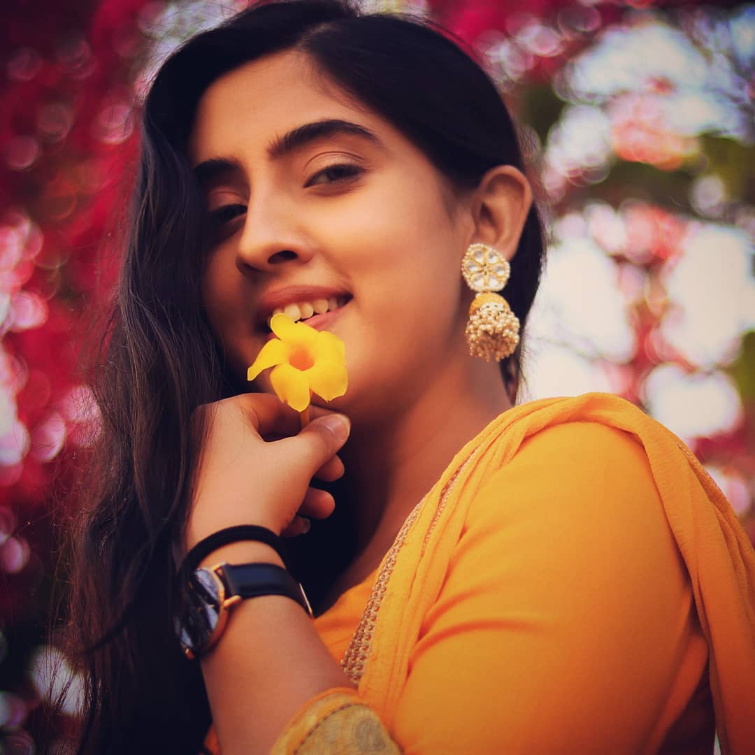 Sameeksha Sud | Wallpaper | Images | Pic Hd | Photo | Image Hd ...