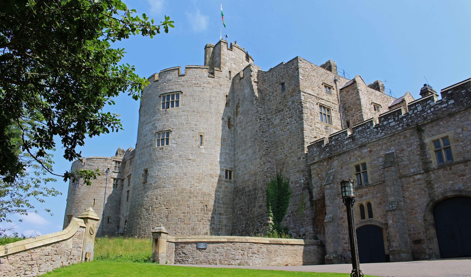sconzani: Wales: Chirk Castle
