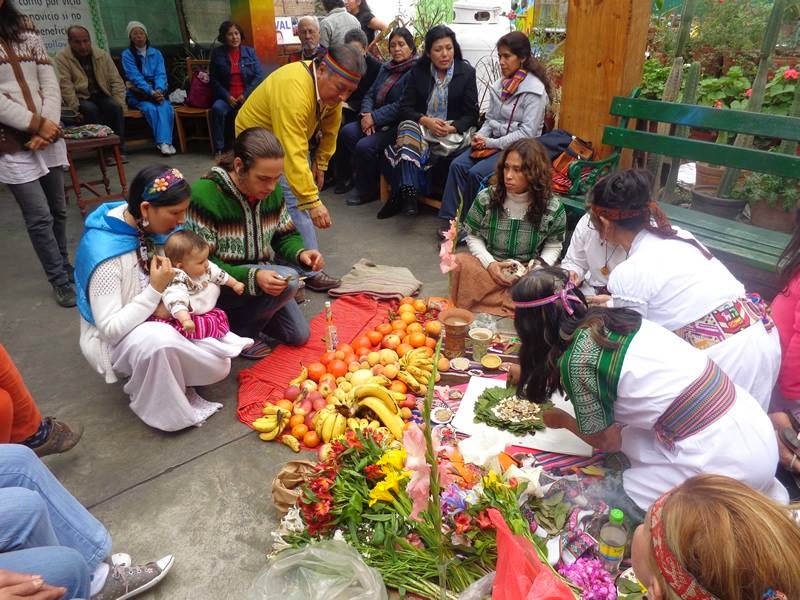 CIRCULOS DEL DESPERTAR FEMENINO: SABIDURÍAS ANCESTRALES ANDINAS