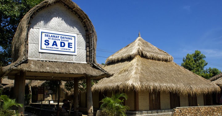 Jangan ke Lombok! Nanti gak Mau Pulang: Uniknya Rumah Adat Dusun Sade ...