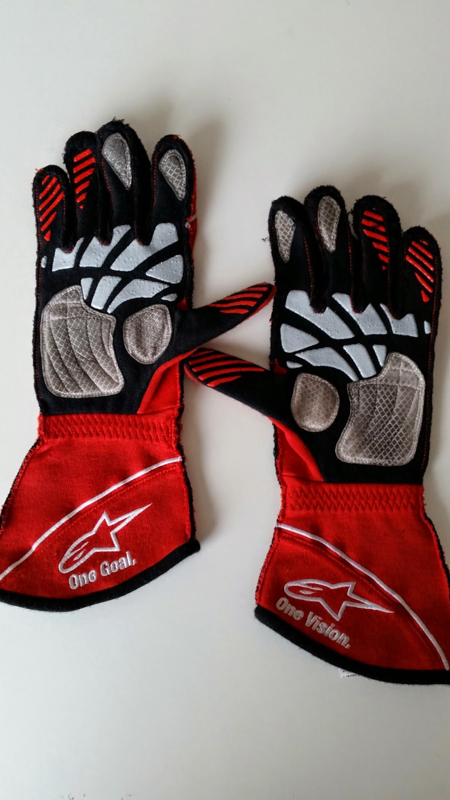 Ferrari F1 Gloves | It's All About Ferrari