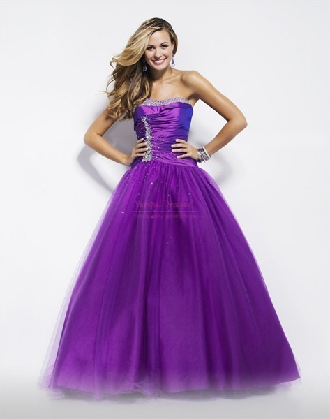 Purple Occasion Dress: Accessorize Your Purple Prom Dress