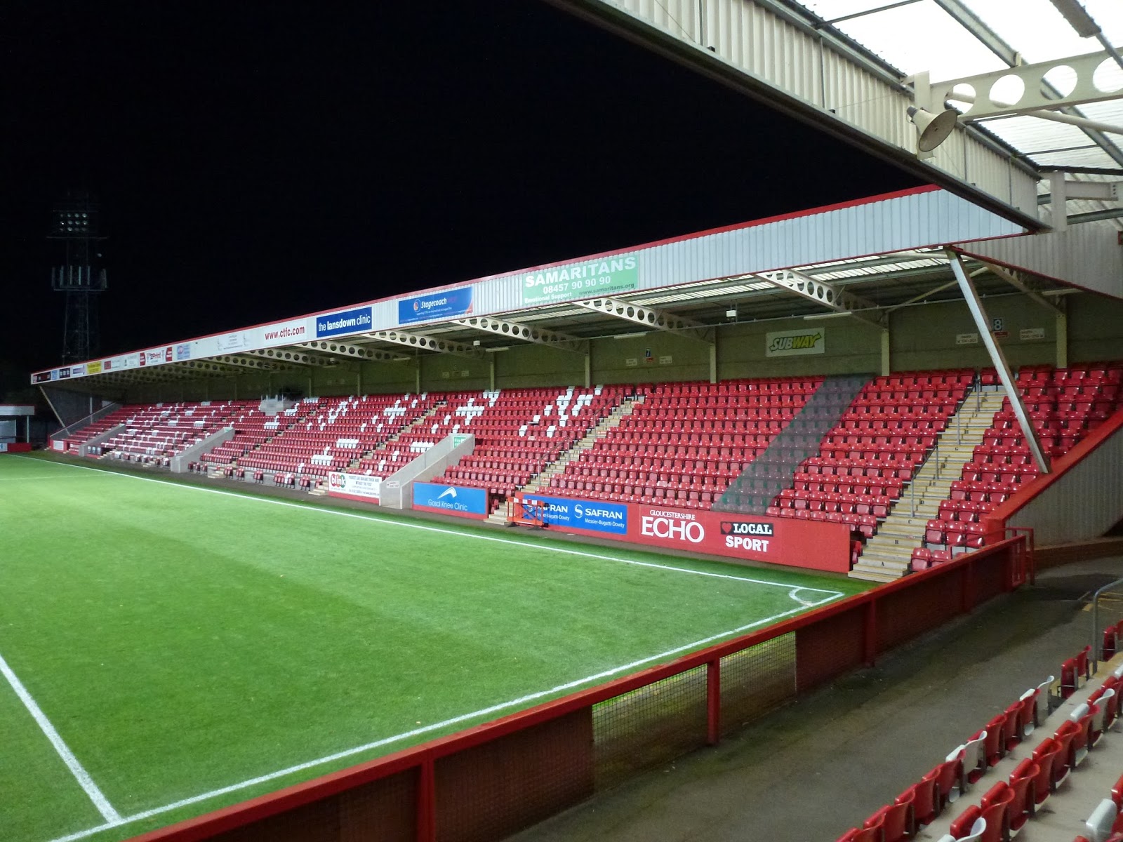 Extreme Football Tourism: ENGLAND: Cheltenham Town FC
