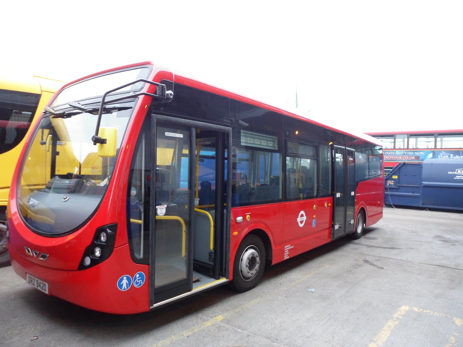 The Circle of London : Metroline CELF Centre Part 34